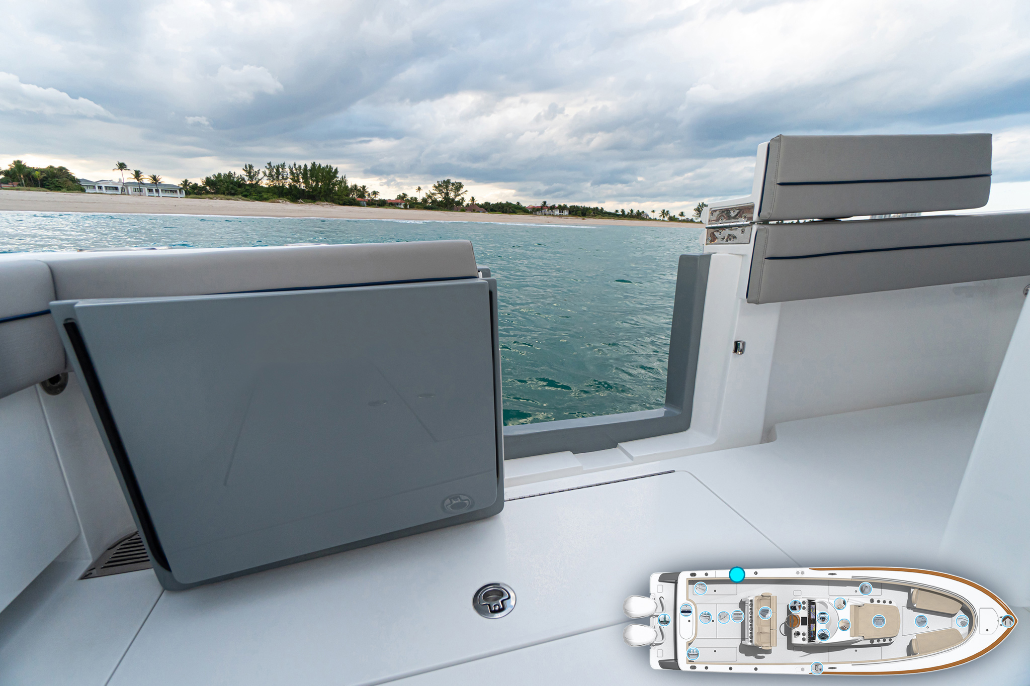 Valhalla Boatworks V-33