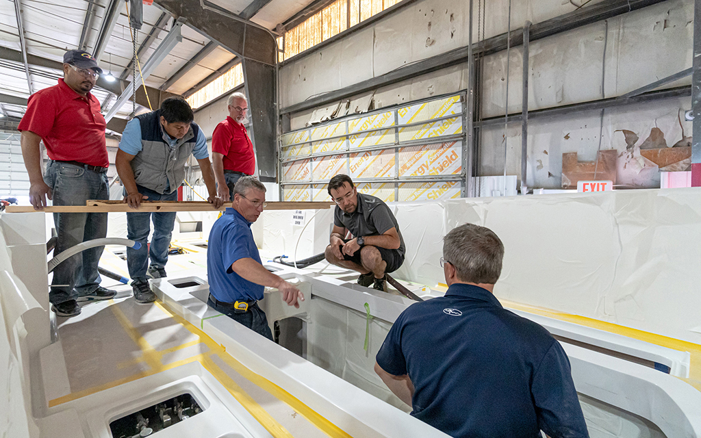 Valhalla Boatworks V-46